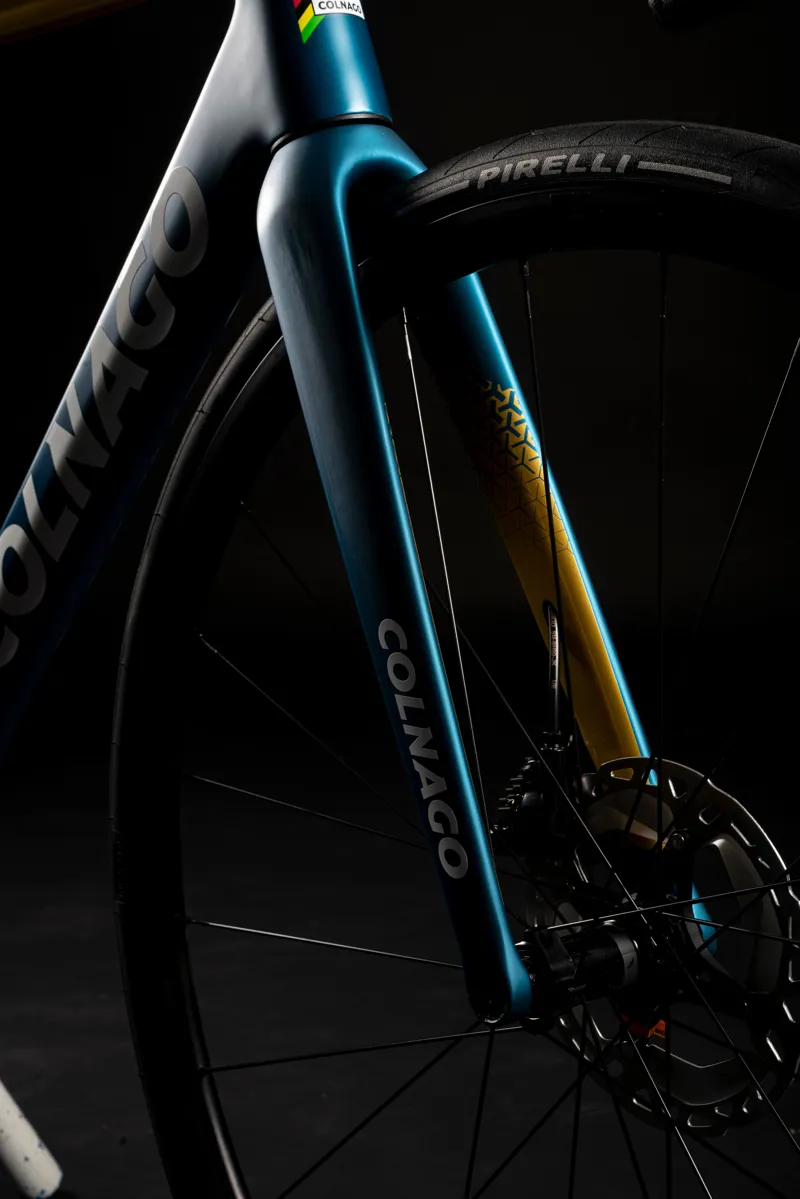 Colnago V3 Disc Complete Road Bike Shimano Ultegra Di2 12 spd